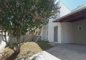 Sobrados à venda em Mercês, Curitiba - Viva Real