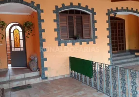 Sobrados à venda em Jardim Colonial, São Paulo - Viva Real