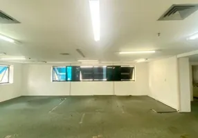 Salas Comerciais com recepção para alugar na Rua James Watt - Jardim ...