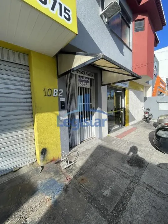 Sala Comercial na Avenida Desembargador Maynard, 1082, Cirurgia em ...