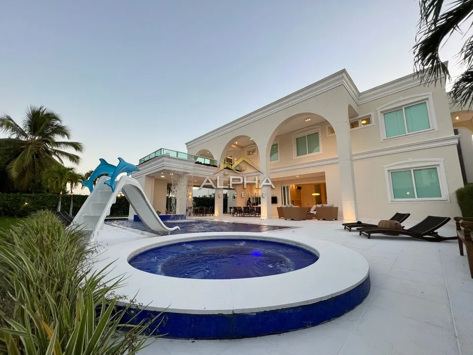 Casa de Condomínio na Avenida Litorânea, 2040, Cararu em Eusébio, por R ...