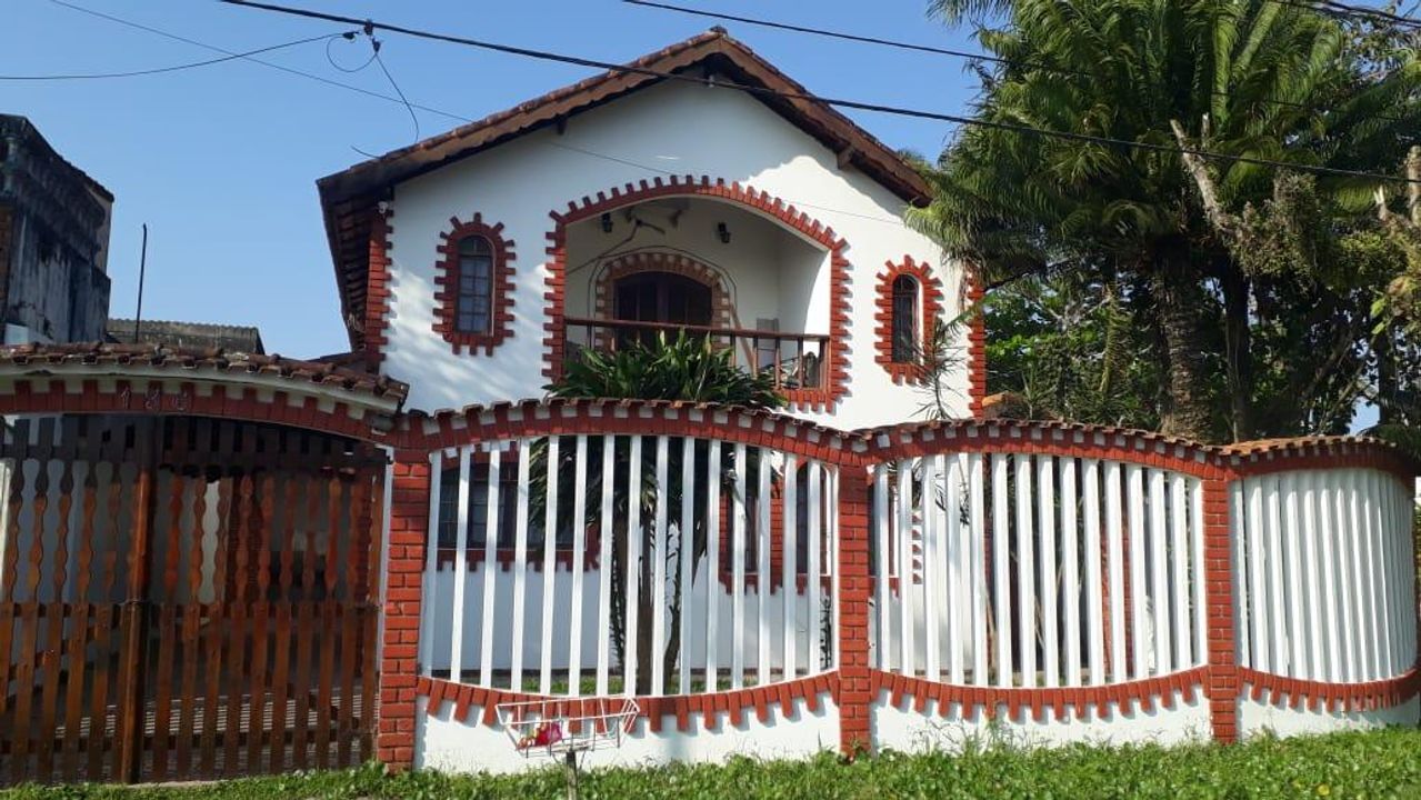 Casa na Rua Lia Maria, 136, Vila Loty em Itanhaém, por R$ 300/Dia ...