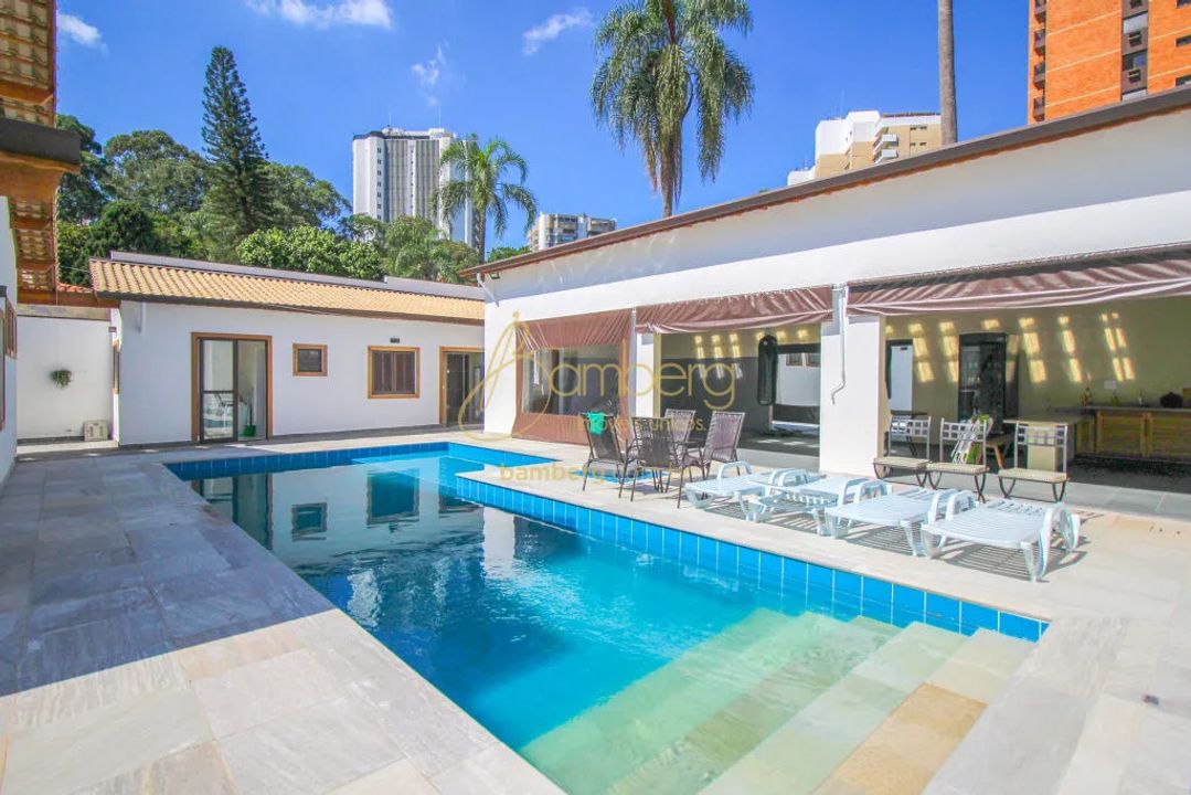 Casa na Rua Nove de Julho, Alto Da Boa Vista em São Paulo, por R$ 5.500 ...