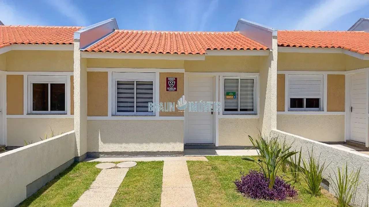 Casa 57 m² em Morada Vale II em Gravataí, por R$ 203.500 - Viva Real