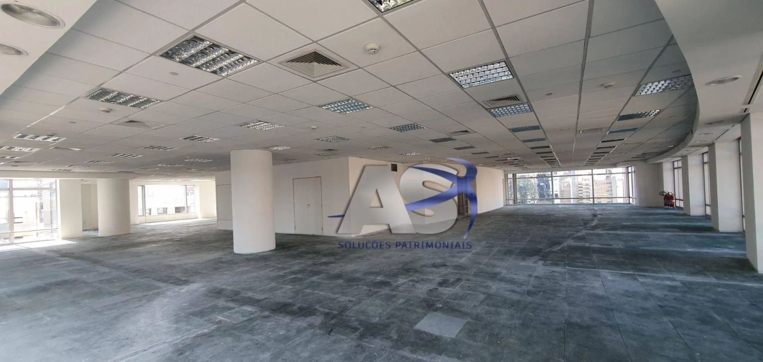 Sala Comercial na Rua Funchal, 418, Vila Olímpia em São Paulo, por R$ 93.700/Mês - Viva Real