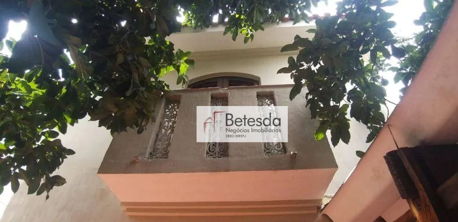Casa na Rua Elizabeth Constantino Horii, Jardim Santos Dumont em São ...