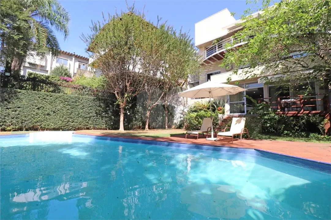 Casa na Rua Heitor de Morais, Pacaembu em São Paulo, por R$ 5.300.000 ...