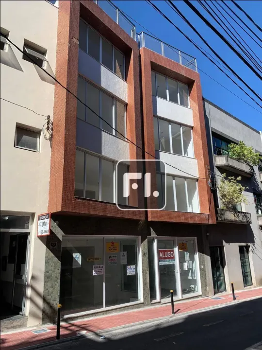 Prédio Comercial na Calçada Aldebarã, 161, Centro de Apoio II ...