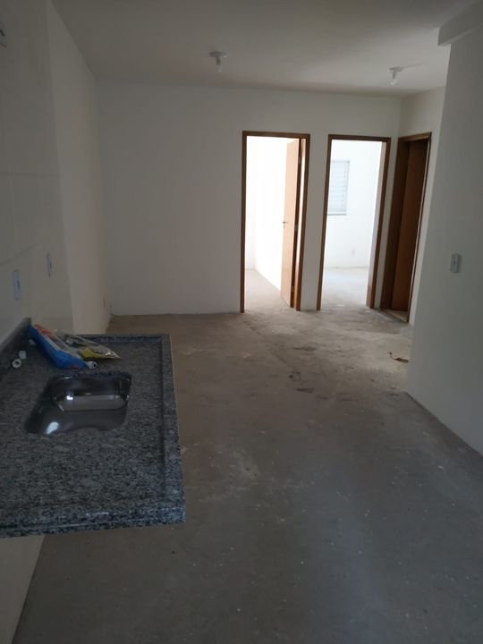 Apartamento na Rua Caetano Pinto, 211, Brás em São Paulo, por R$ 1.550 ...