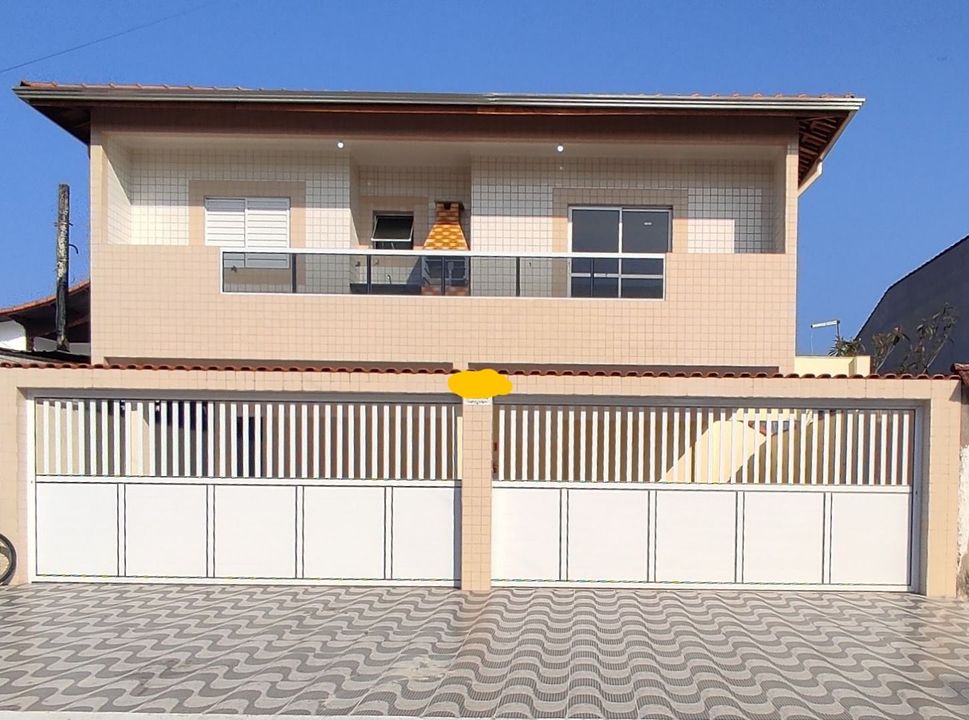 Casa na Rua Senador Azevedo Júnior, 1100, Sítio do Campo em Praia Grande, por R$ 280.000 - Viva Real