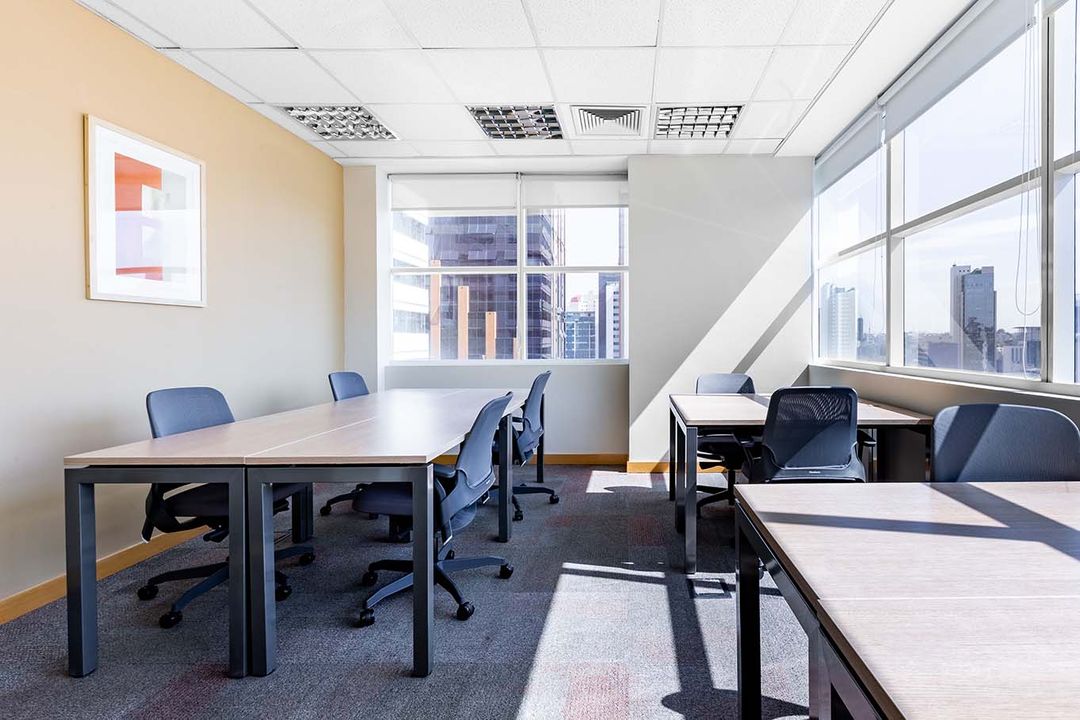 Sala Comercial na Rua Comendador Araújo, 499, Centro em Curitiba, por R ...