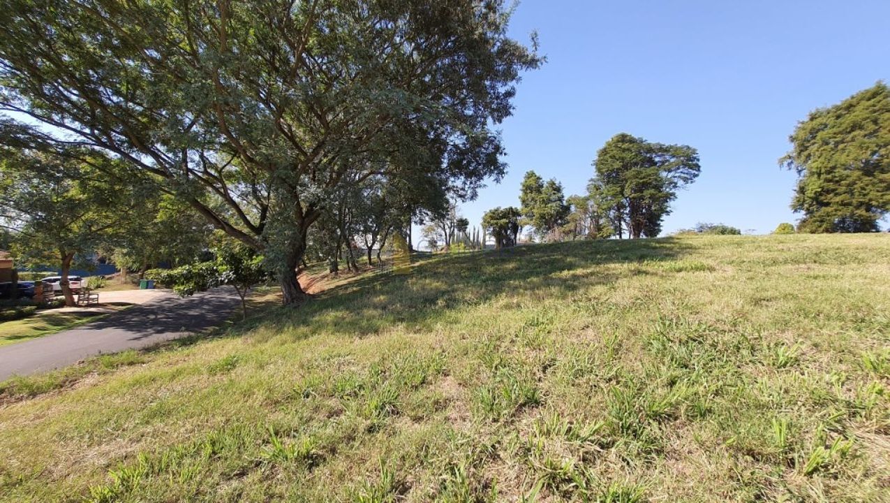 Lote/Terreno 1353 m² em Serra Azul em Itupeva, por R$ 1.085.000 - Viva Real
