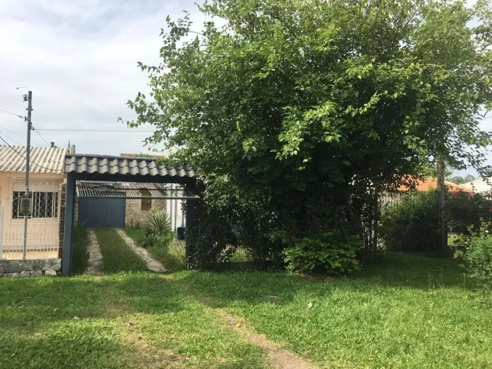 Casa na Rua Lothar Zenker, 533, Centro em Guaíba, por R$ 500.000 - Viva ...