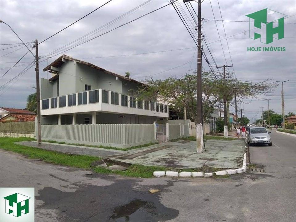 Sobrado na Avenida Curitiba, 294, Centro em Matinhos, por R$ 650/Dia - Viva Real
