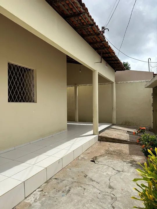 Casa na Rua Doutor Francisco Cerqueira Dantas, 2024, Parque Poti em ...