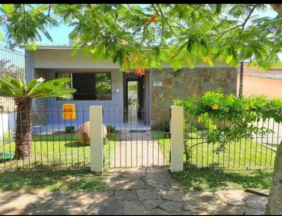 Casa na Rua Antônio Josephino Perrone, 100, Espiríto Santo em Porto ...