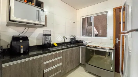 Sobrados à venda em Sitio Cercado, Curitiba - Viva Real