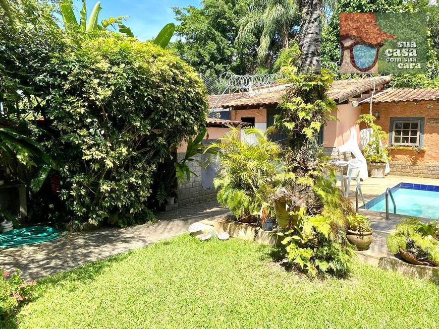 Casa na Rua Pecegueiro do Amaral, Vargem Pequena em Rio de Janeiro, por ...