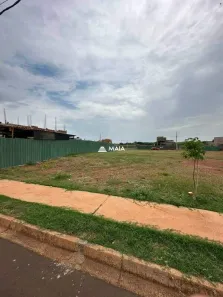 Lotes/Terrenos à venda na Avenida Sargento Roberto Carlos Patinho ...